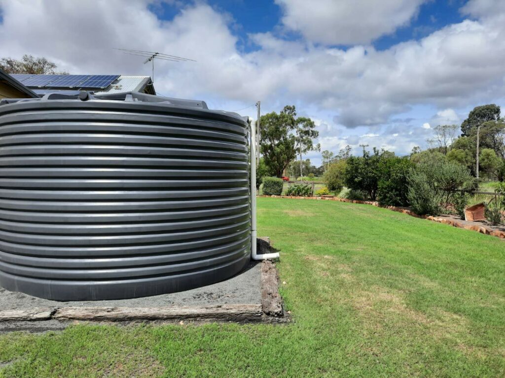 Water Tanks Bendigo | Poly Tanks | Clark Tanks